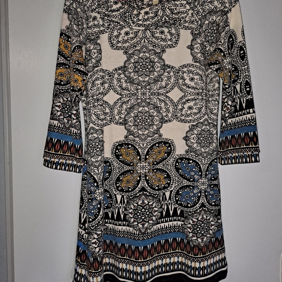 Aryeh | Dresses | Aryeh Black And White Long Sleeve Dress With Blue And ...